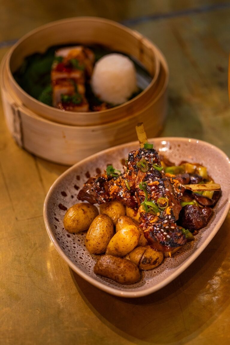 Bar and kitchen in nhow Rotterdam | nhow Rotterdam Hotel