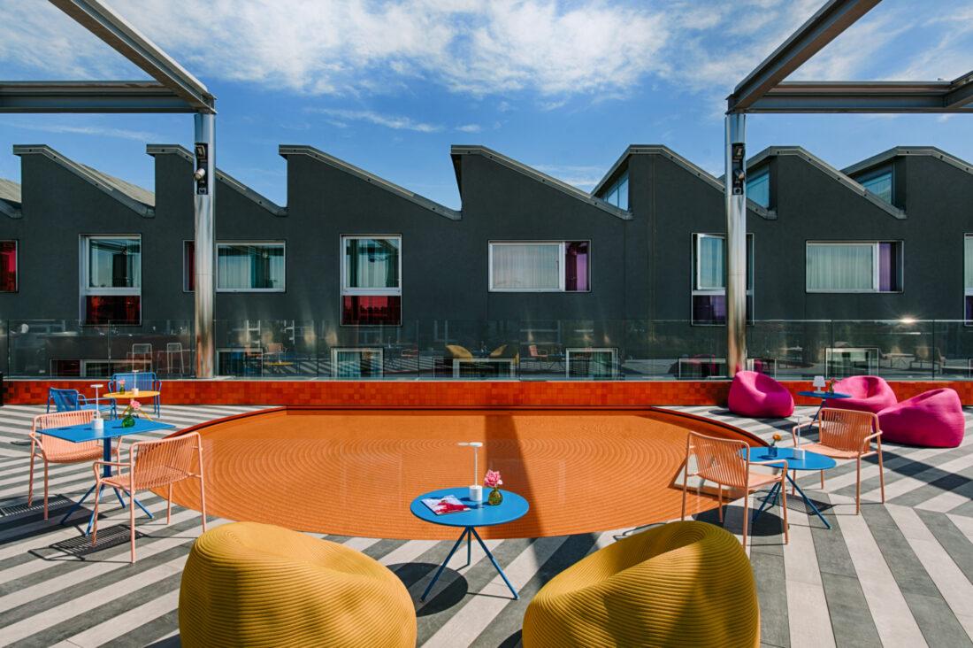 Vertigo terrazza con piscina e cocktail bar | hotel nhow Milano